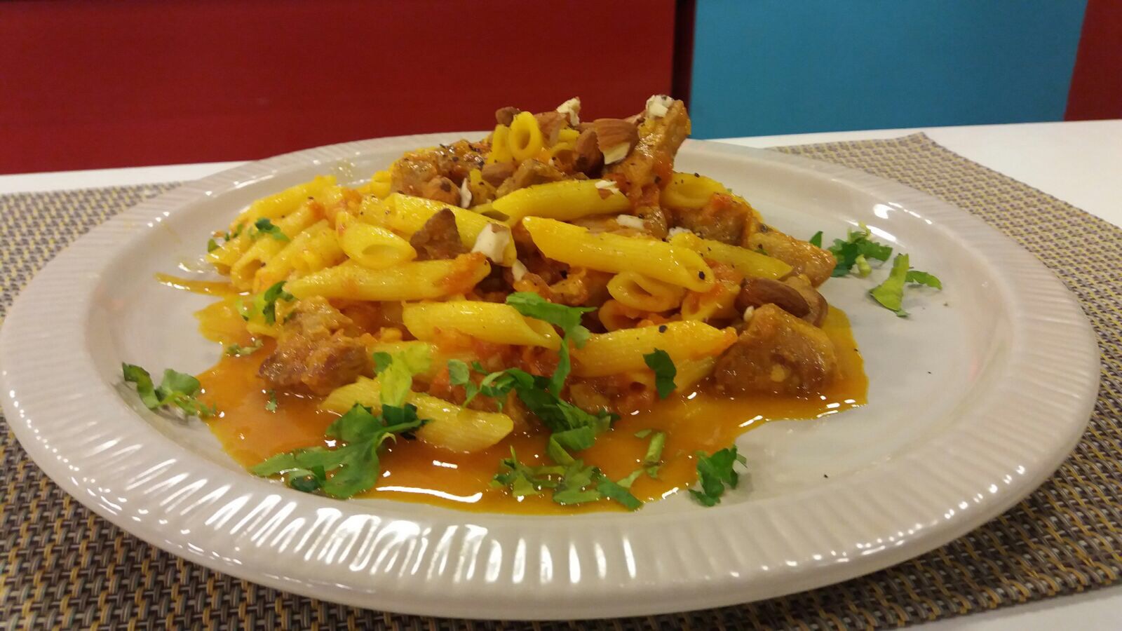 Cazuela de mostacholes Adria con cerdo – Ana Duran